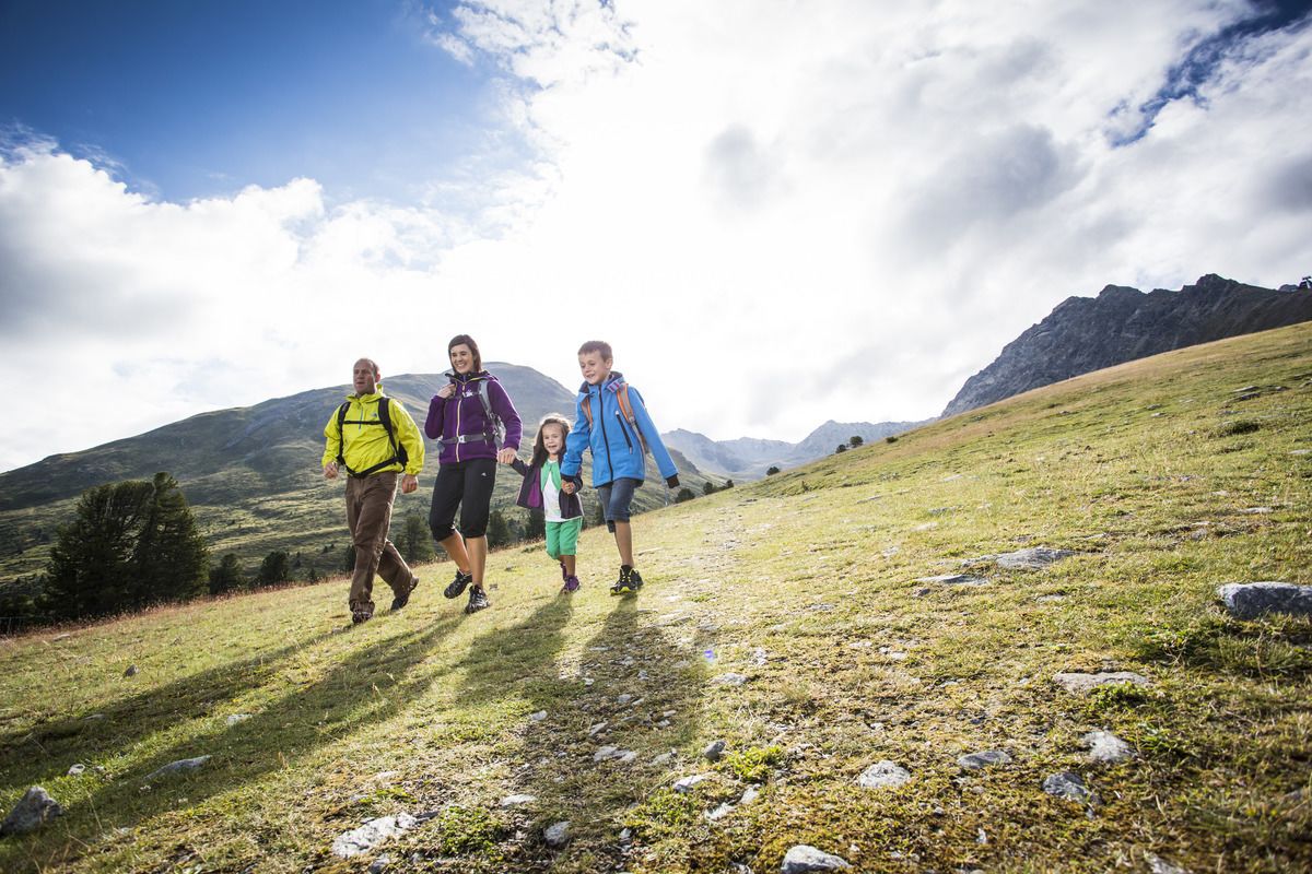 Bergkastel mountain hiking trail | Tyrolean Oberland